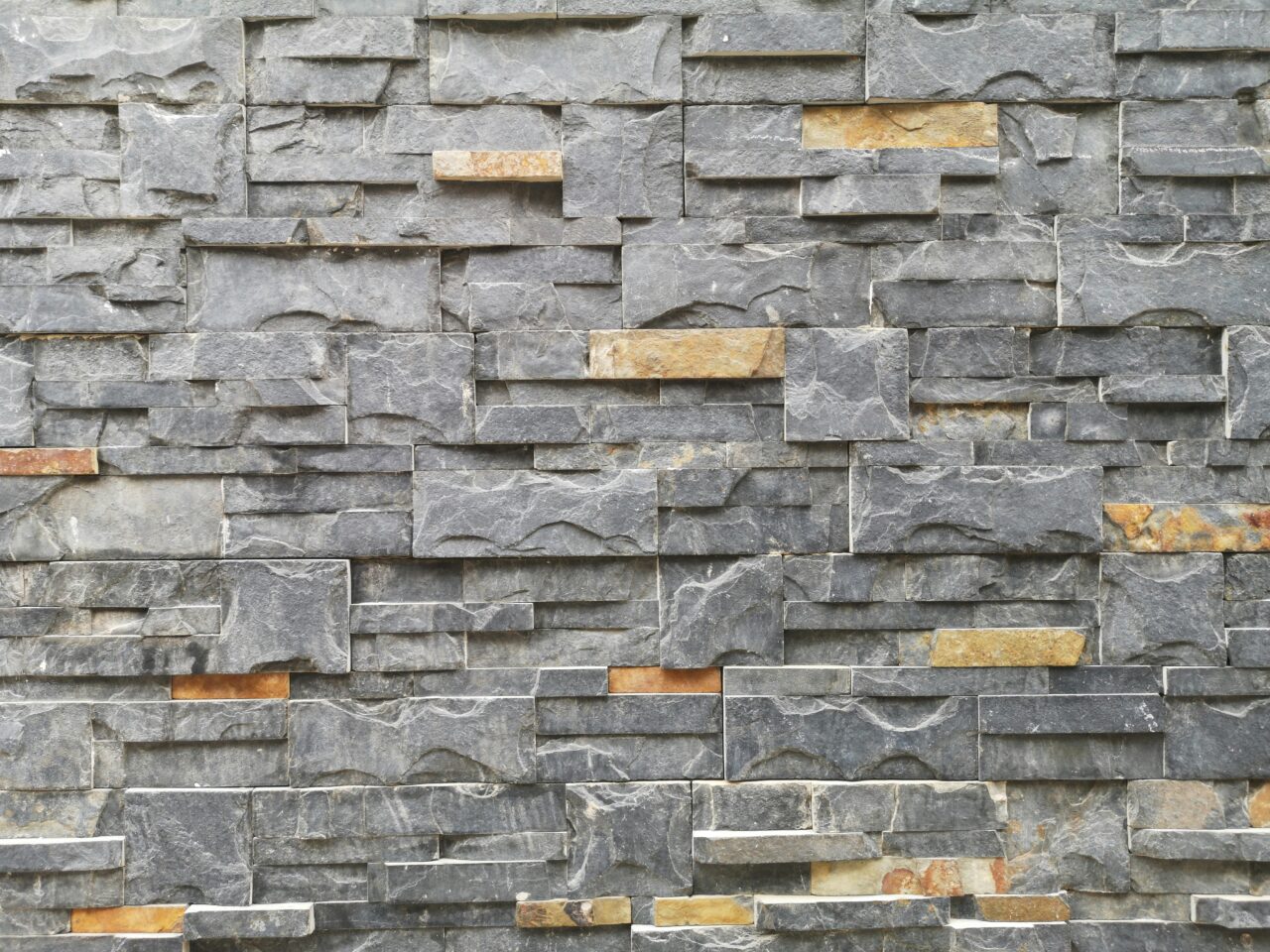 7 Different Types of Natural Stone for Exterior House Cladding | New ...